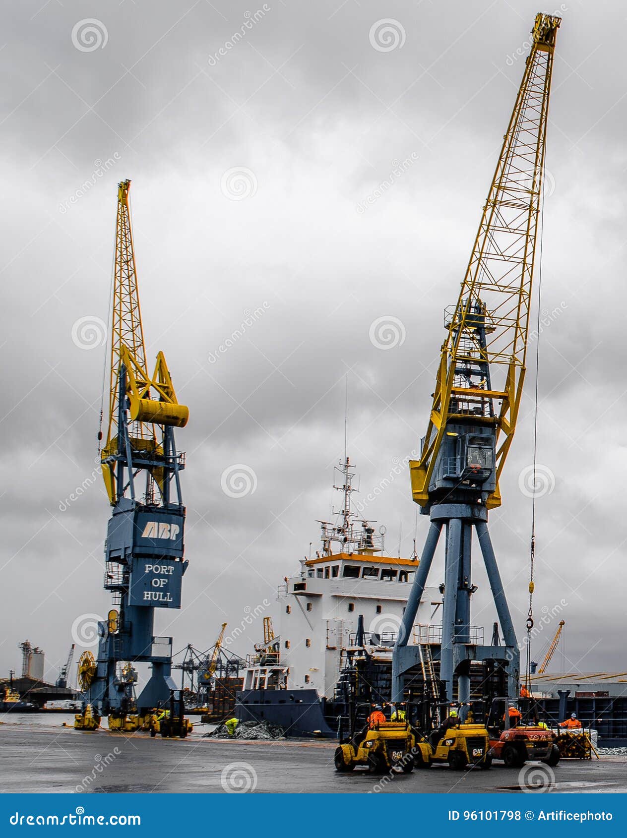 Commence work editorial stock photo. Image of cranes - 96101798