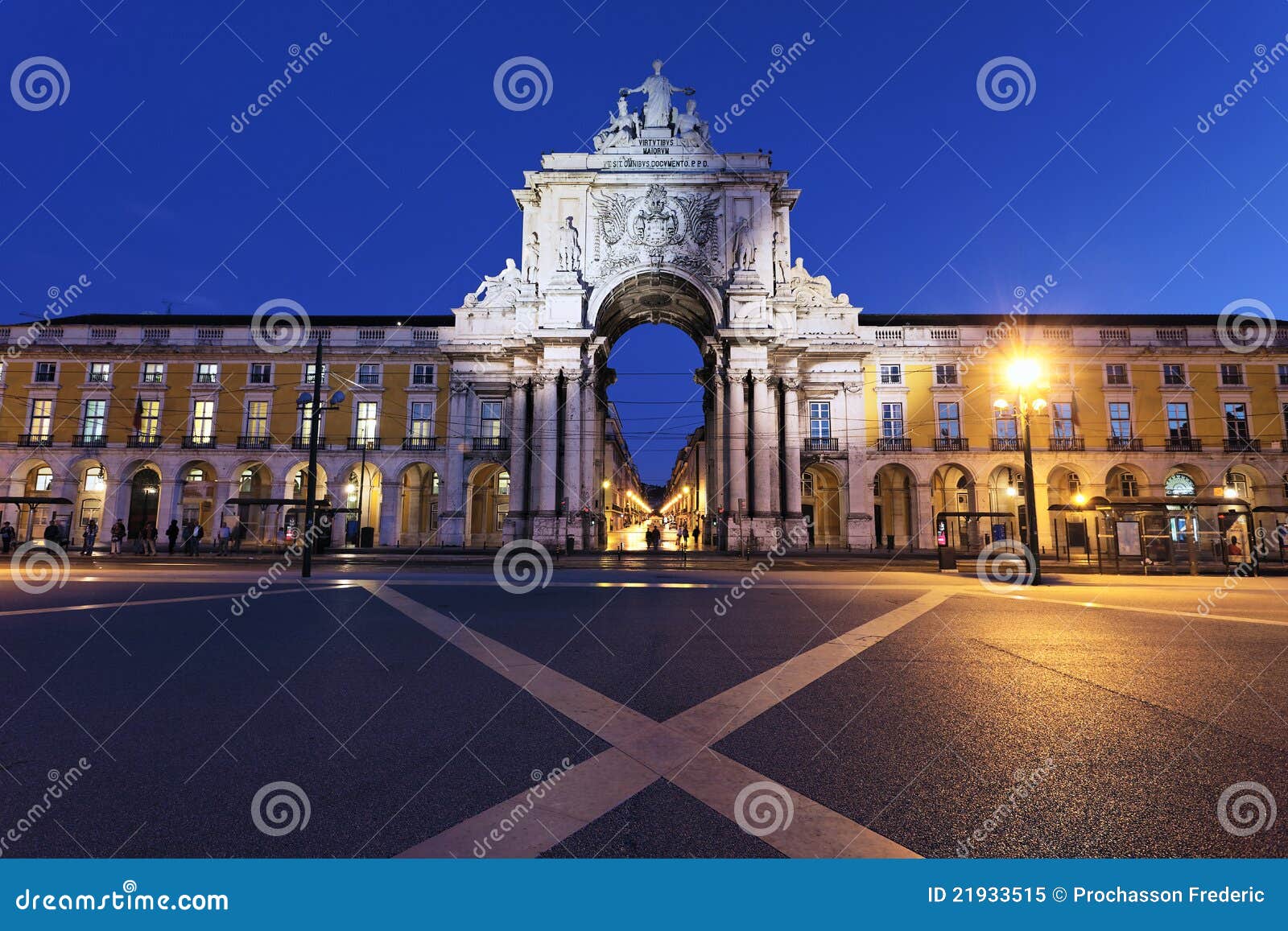 Commerce Square at Lisbon by Night Stock Image - Image of sculpture ...