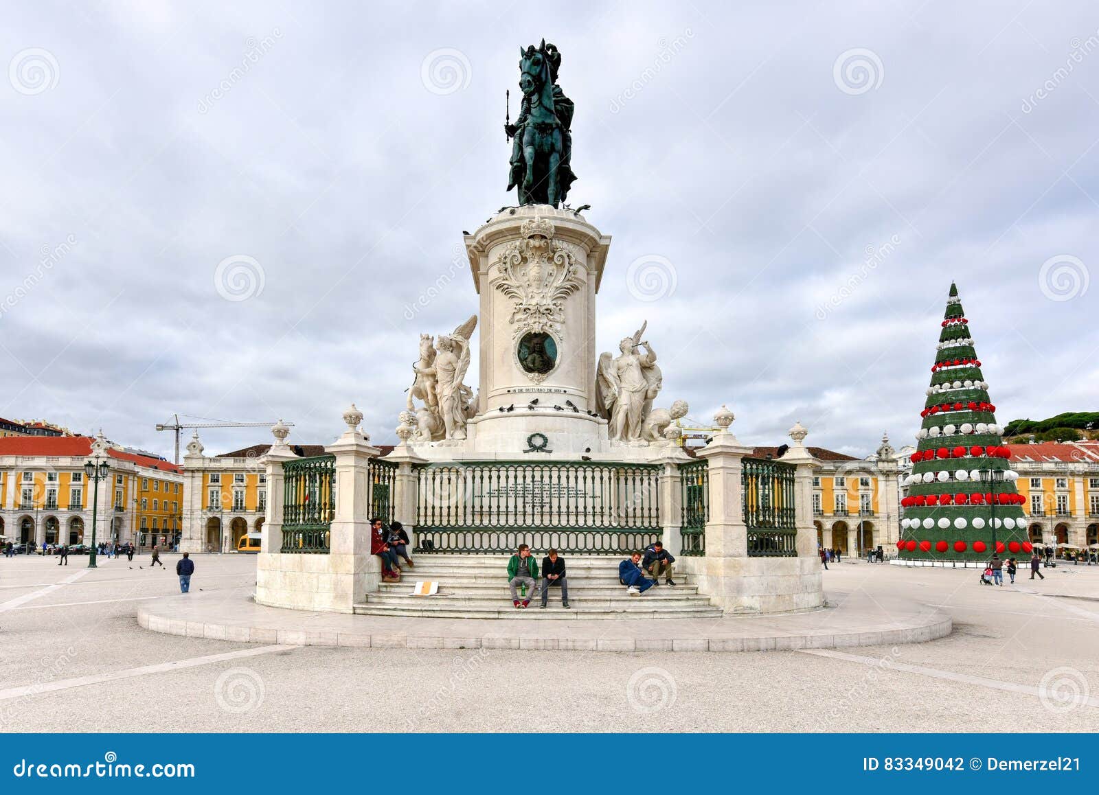 Commerce Square - Lisbon, Portugal Editorial Photography - Image of ...