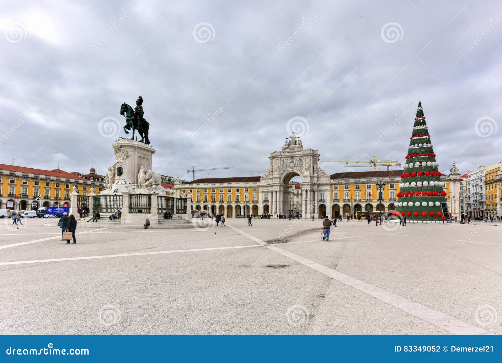 Commerce Square - Lisbon, Portugal Editorial Photography - Image of ...