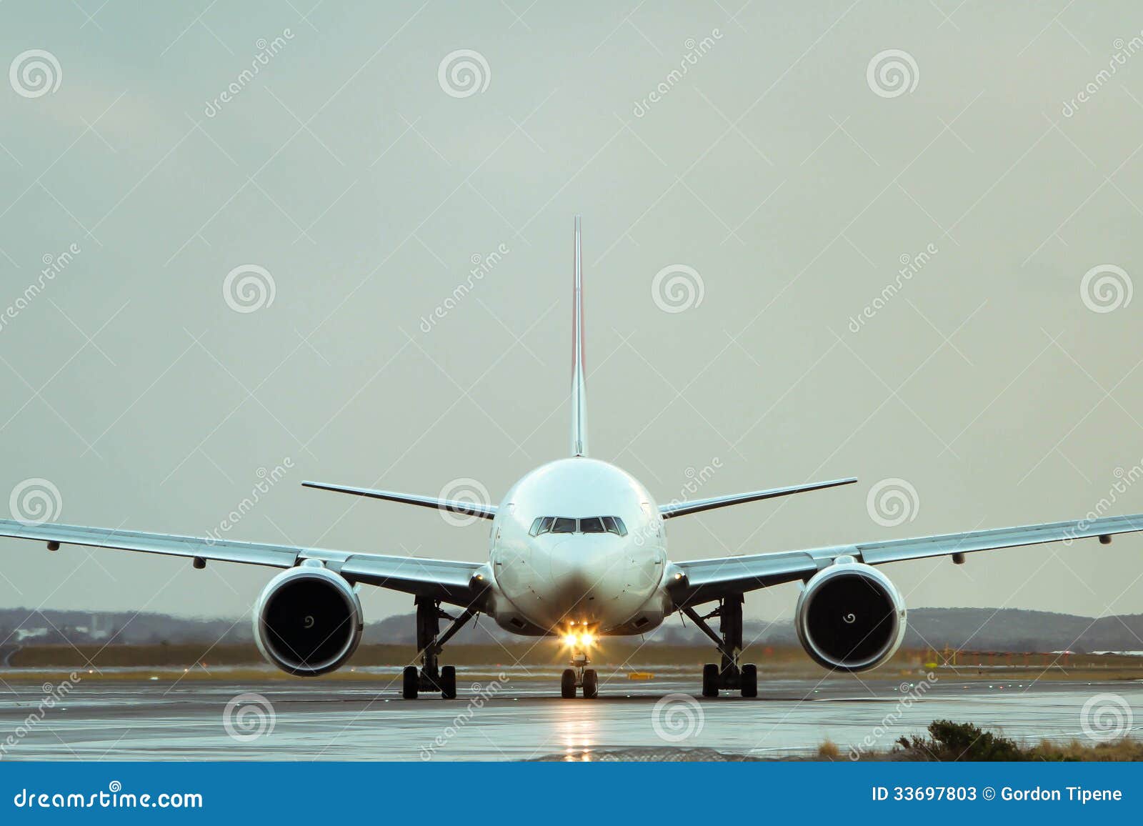 Commercial Jet Airliner on Runway Stock Image - Image of airliner ...
