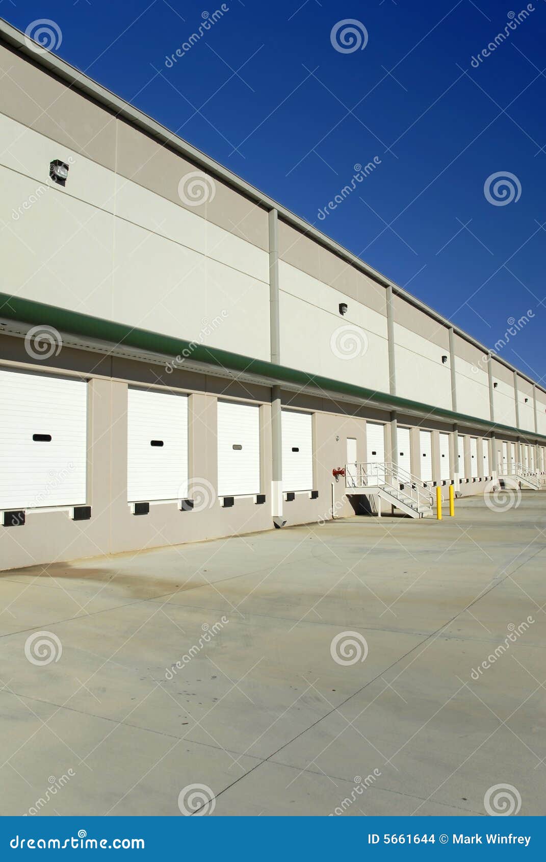 Commercial Warehouse stock photo. Image of load, workplace - 5661644