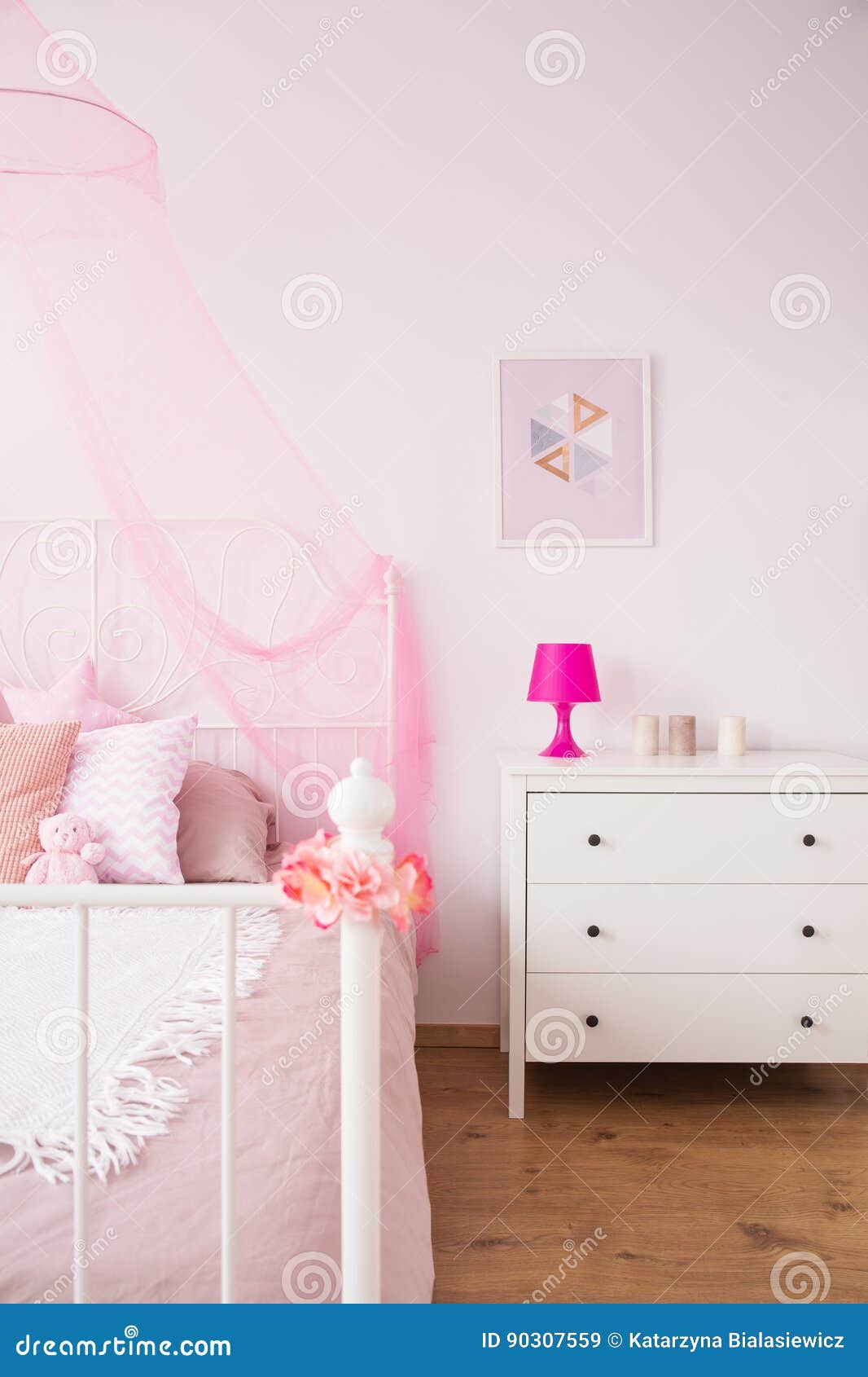 Commode and conopy bed stock image. Image of lamp, bedroom - 90307559