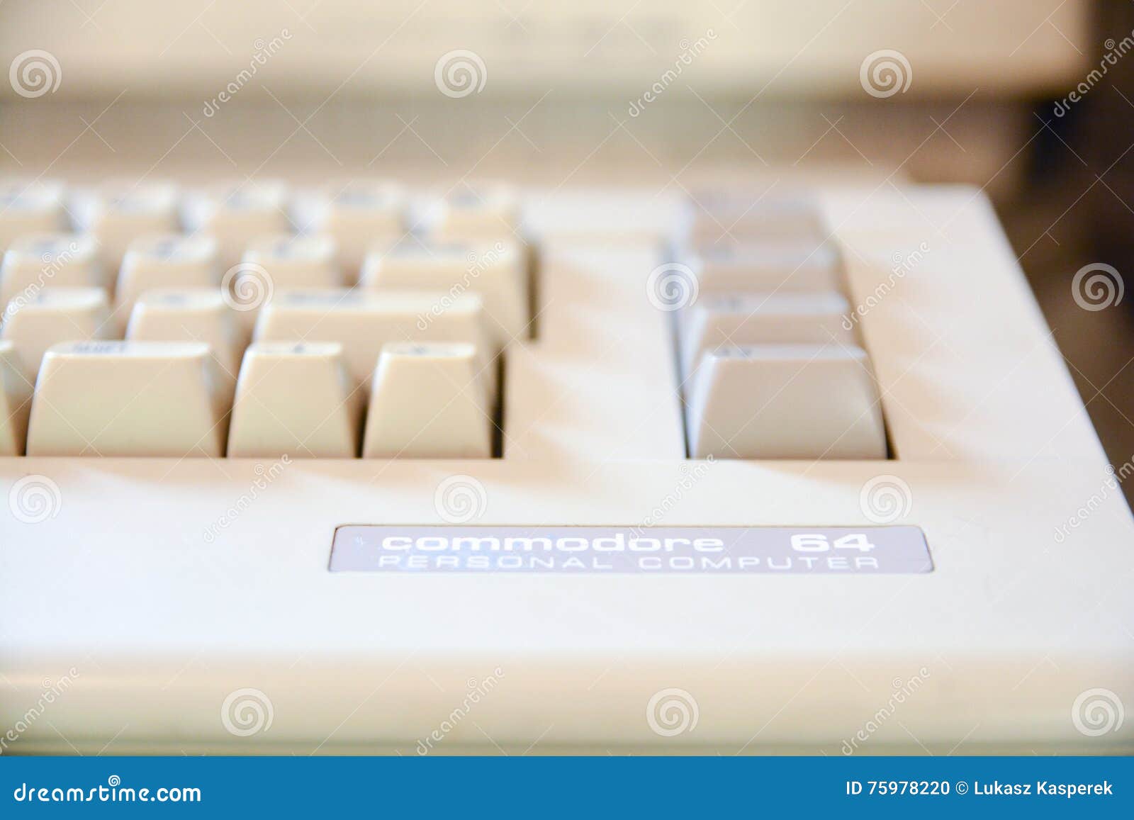 Commodore 64 computer editorial image. Image of operation - 75978220