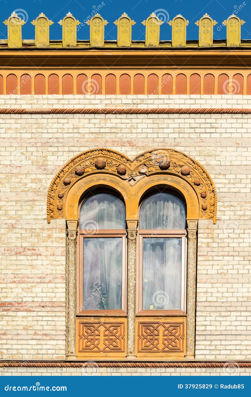 Common Medieval House Window Stock Image - Image of exterior, romania ...