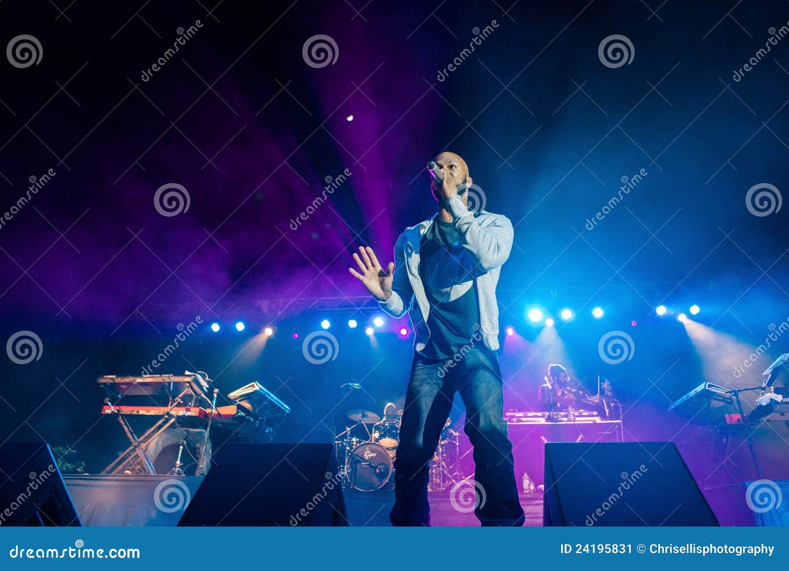 Common Performing at Occidental College Editorial Photo - Image of ...