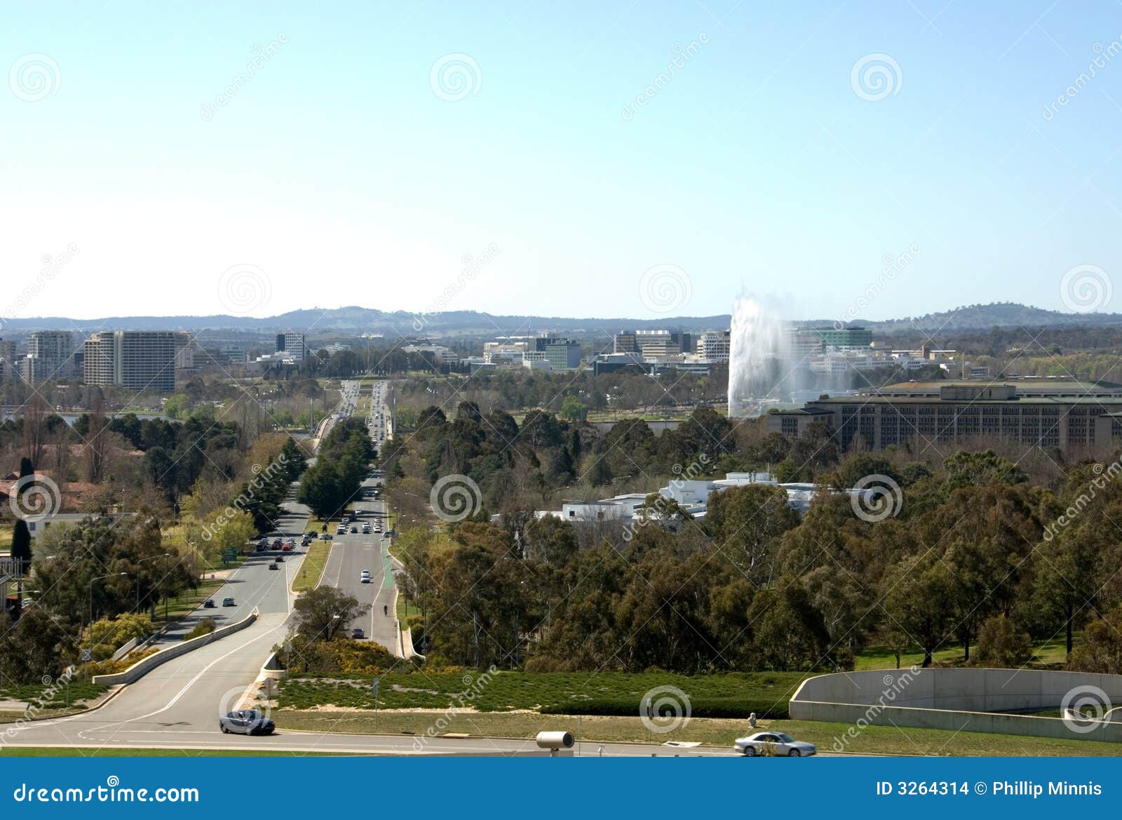 Commonwealth Avenue - Canberra Stock Photo - Image of parliament ...