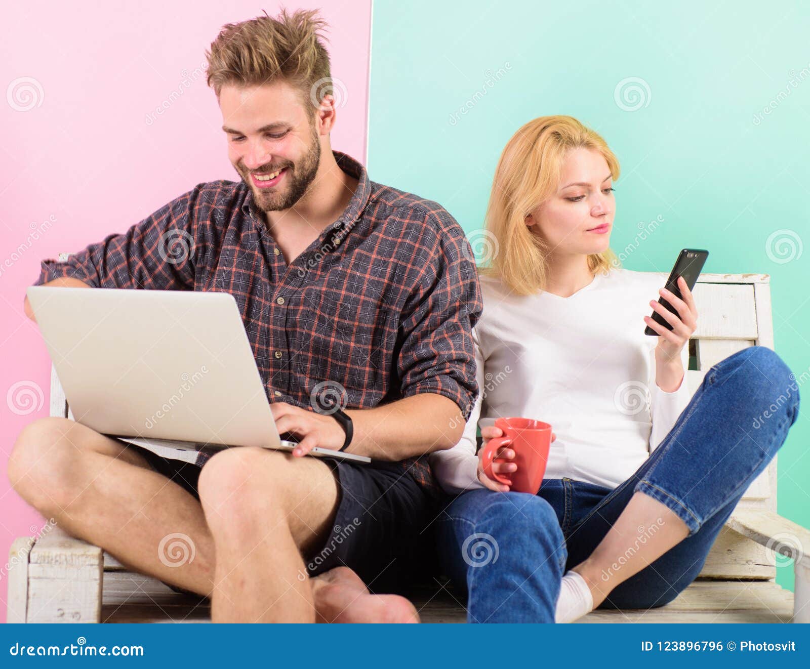 Communication without Barriers. Keep in Touch Everywhere Mobile ...