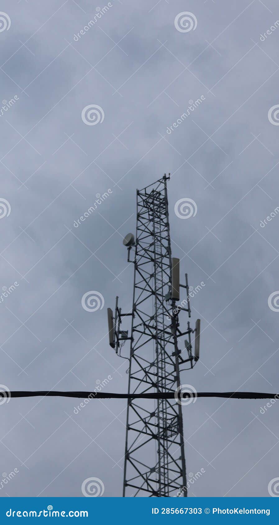 Building With Antenna Stock Photography | CartoonDealer.com #22822838