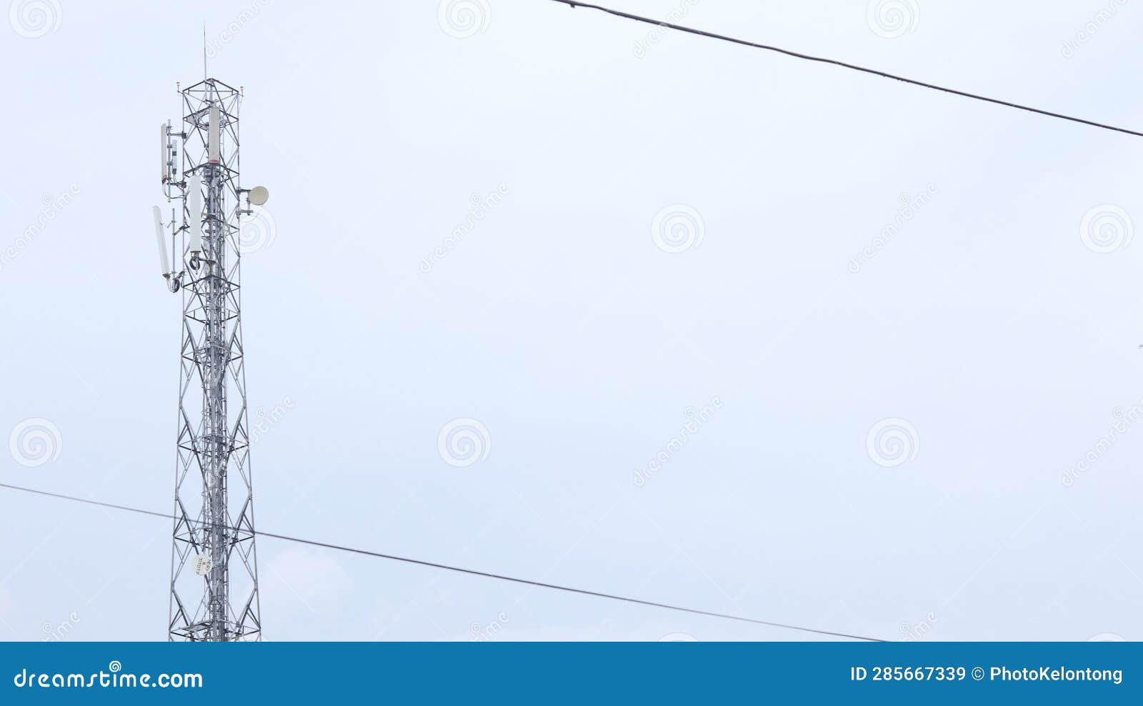 Building With Antenna Stock Photography | CartoonDealer.com #22822838