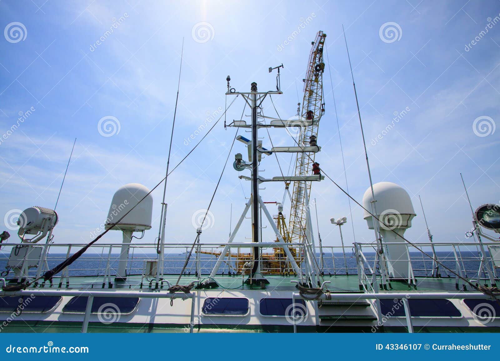 Communication in Crane Barge, Offshore Marine Control with Boat in ...