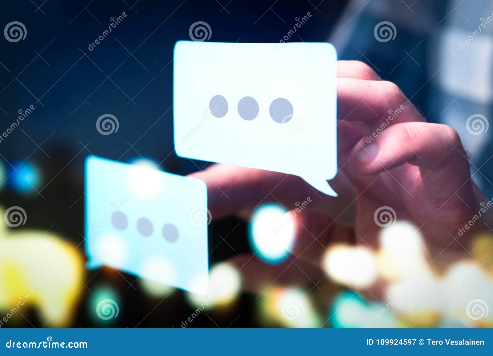 Communication, Dialogue, Conversation Sur Un Forum En Ligne Image stock ... Communication, Dialogue, Conversation Sur Un Forum En Ligne Image stock ...