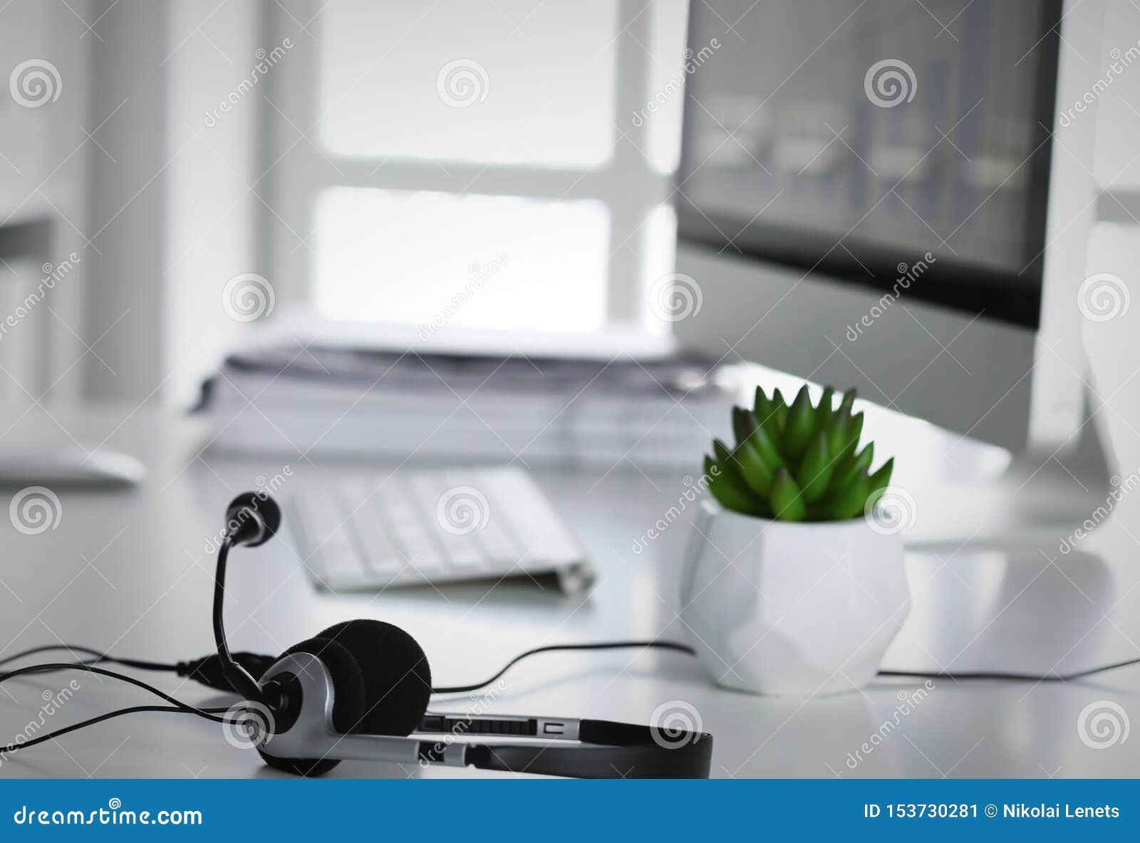 Communication Support, Call Center and Customer Service Help De Stock ...