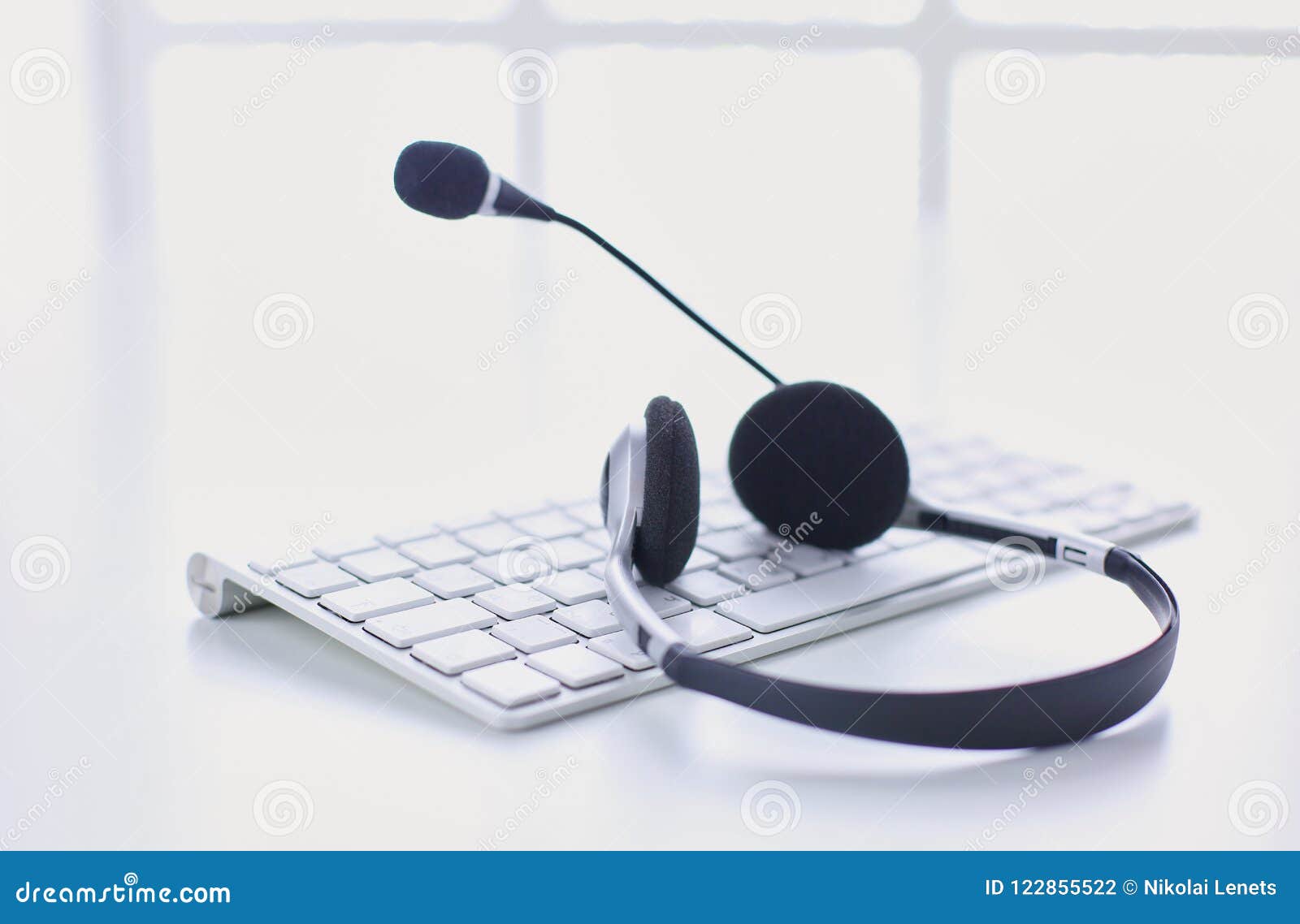 Communication Support, Call Center and Customer Service Help Desk ...