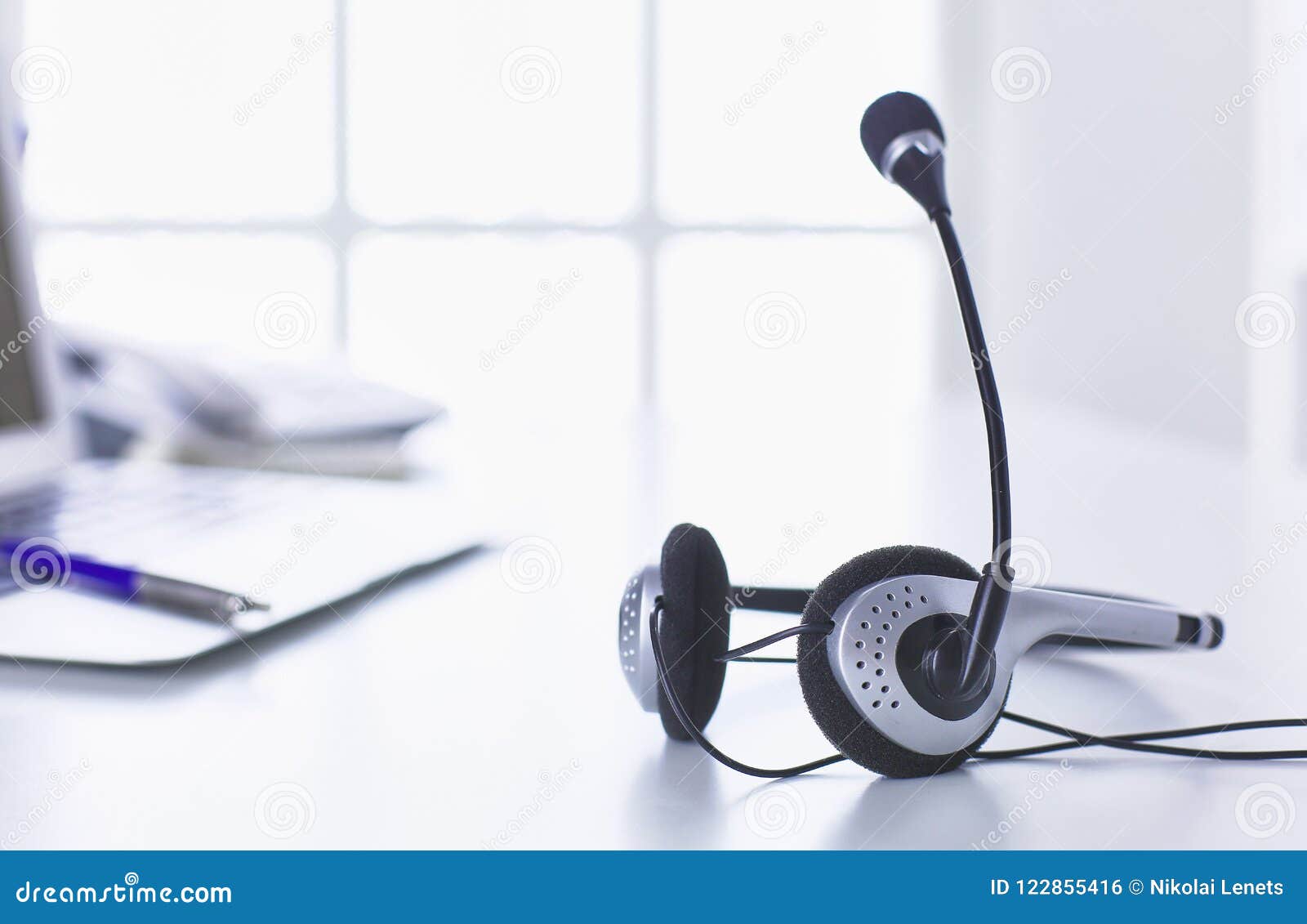 Communication Support, Call Center and Customer Service Help Desk ...