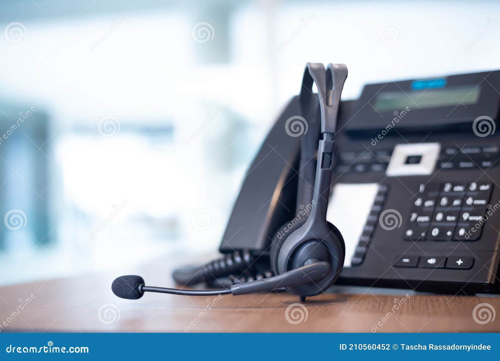Communication Support, Call Center and Customer Service Help Desk. VOIP ...