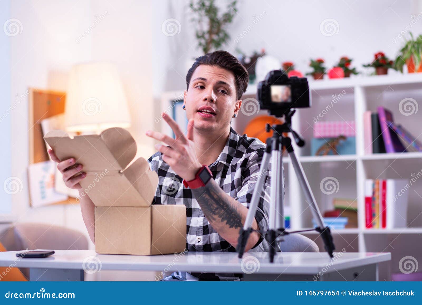 3,922 Unboxing Package Stock Photos - Free & Royalty-Free Stock Photos ...