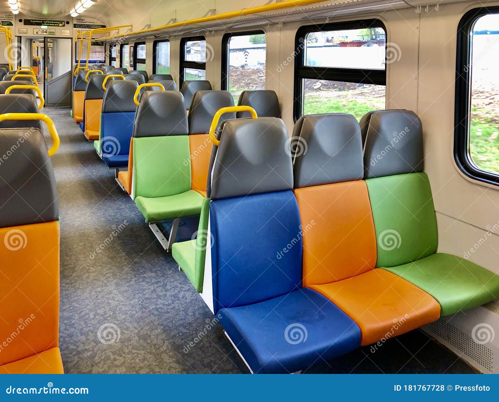 Commuter Train in Russia editorial stock photo. Image of subway - 181767728