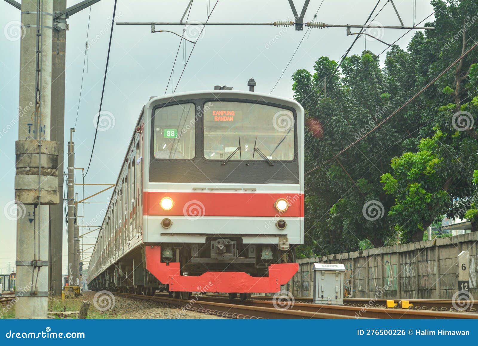 Commuter Trains Pass Directly. Editorial Photo - Image of commuter ...