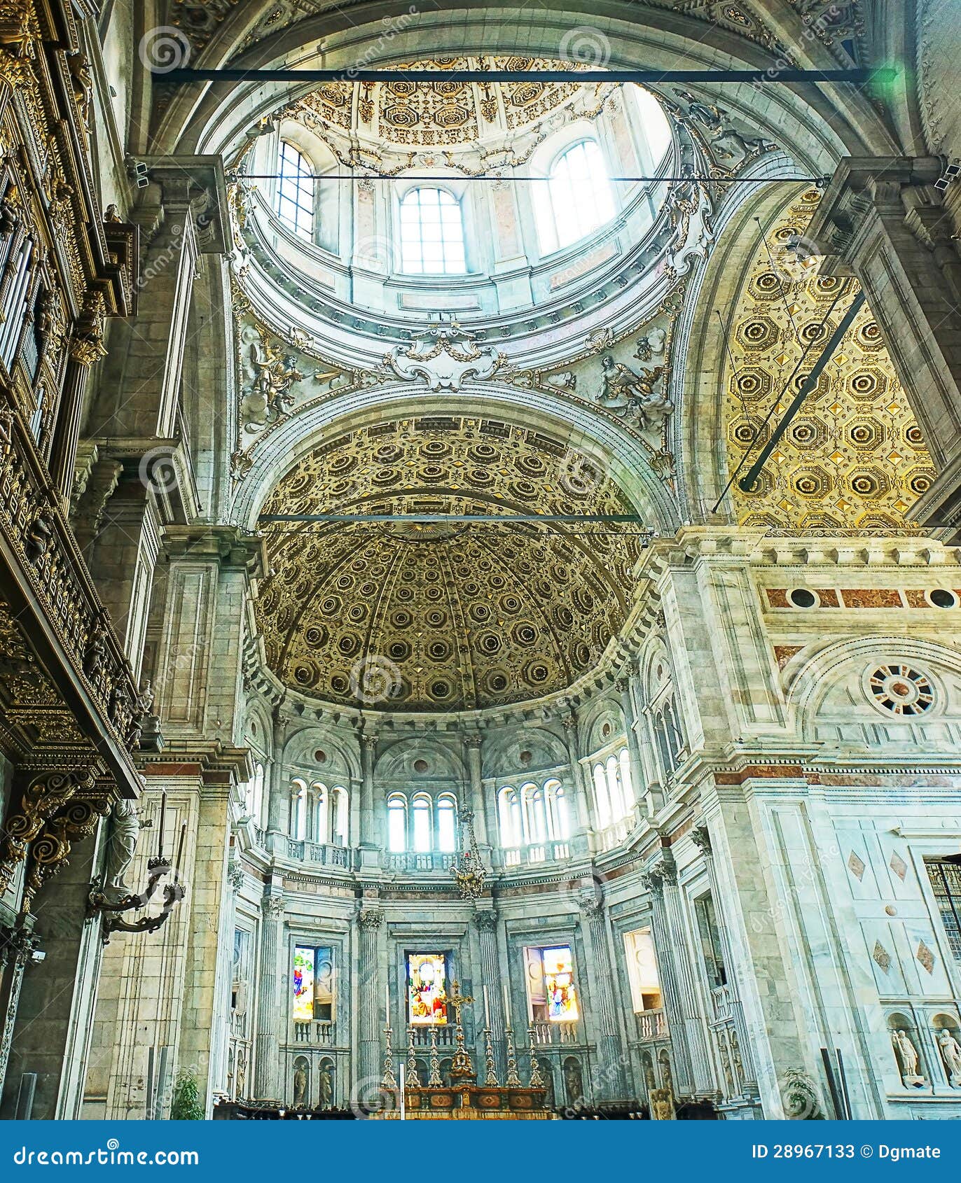 Como Altar and ceiling stock image. Image of architecture - 28967133