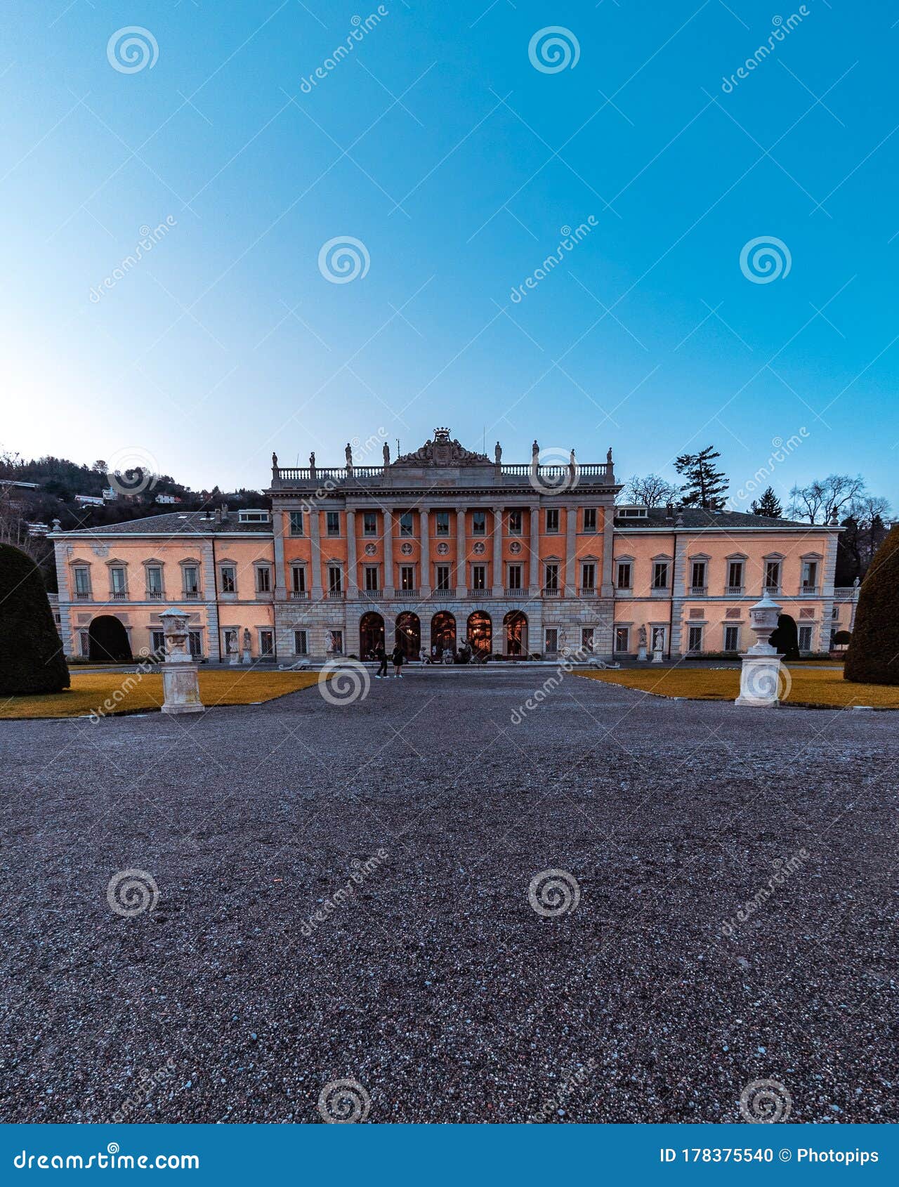 Como Italy Villa Olmo editorial image. Image of neoclassical - 178375540