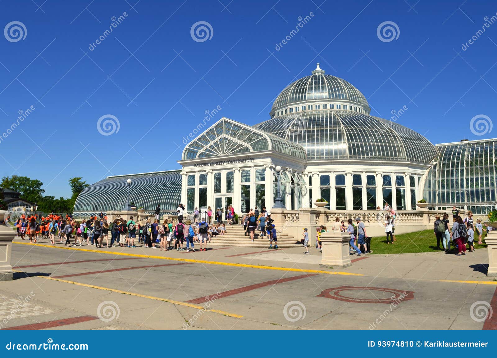 Como Zoo and Conservatory editorial image. Image of edge - 93974810