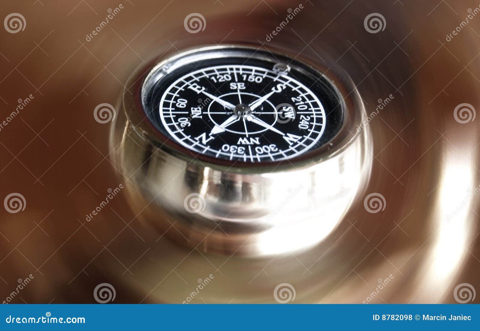Compás magnético foto de archivo. Imagen de indicador - 8782098