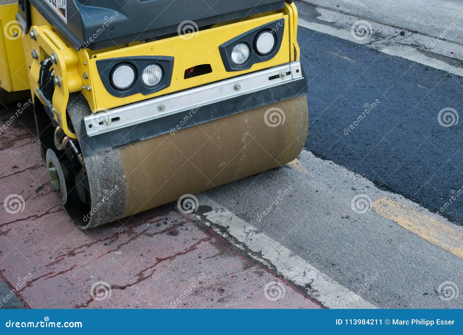 Compact Steamroller Flatten Out Asphalt Construction Roadwork Stock ...