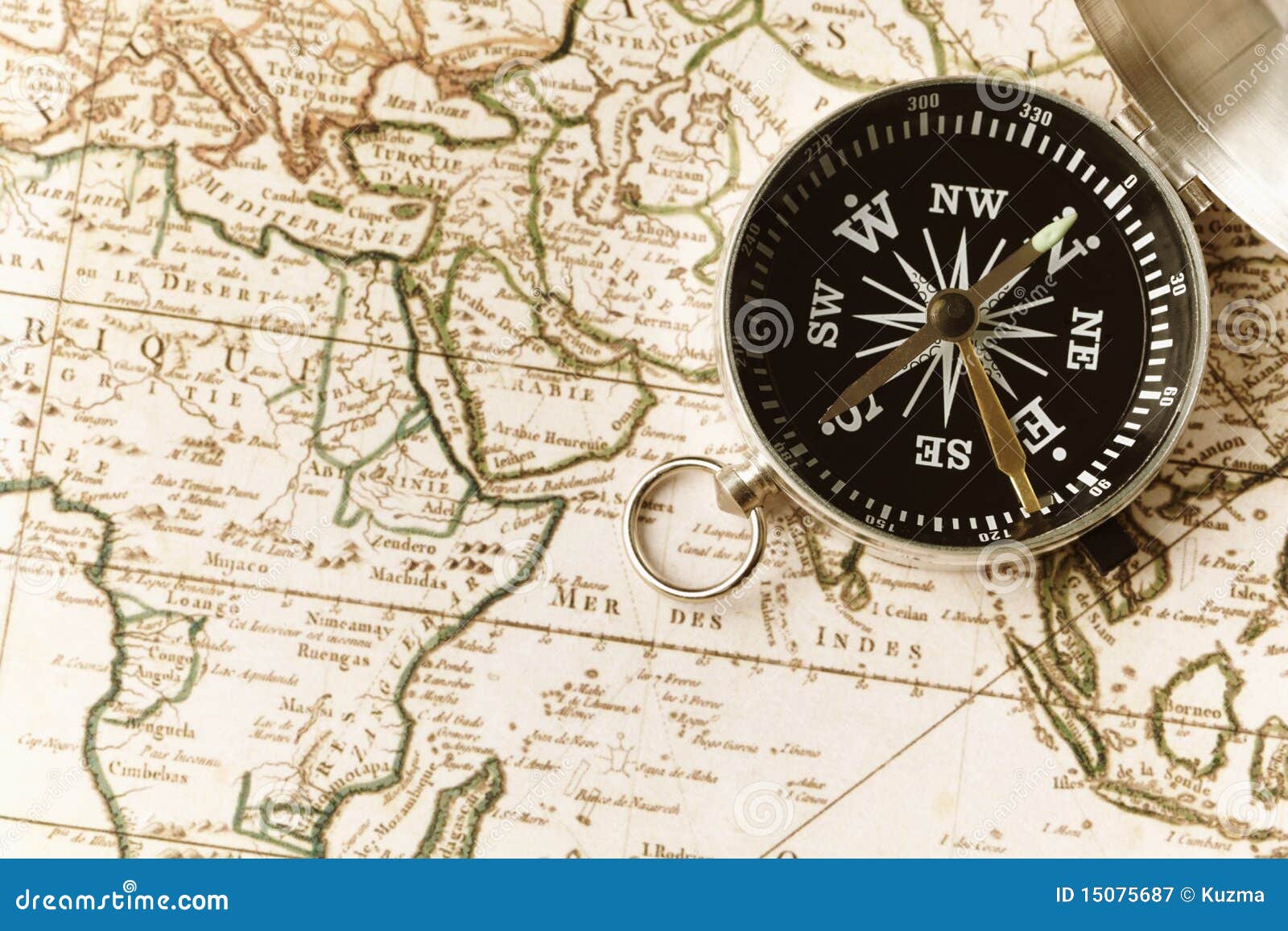 Map Of The Us With Compass - Map