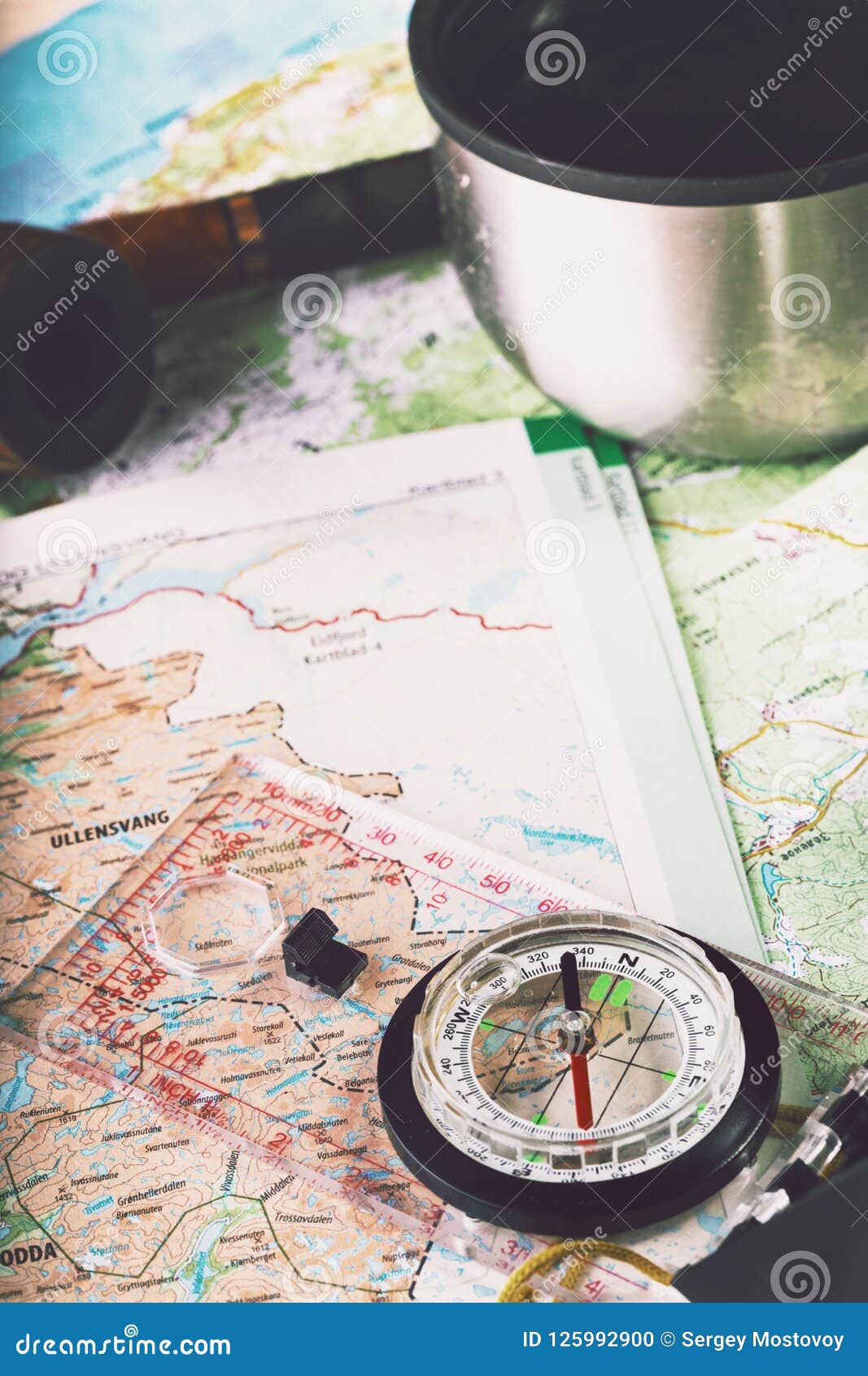 Compass retro style stock photo. Image of guidance, obsolete - 125992900