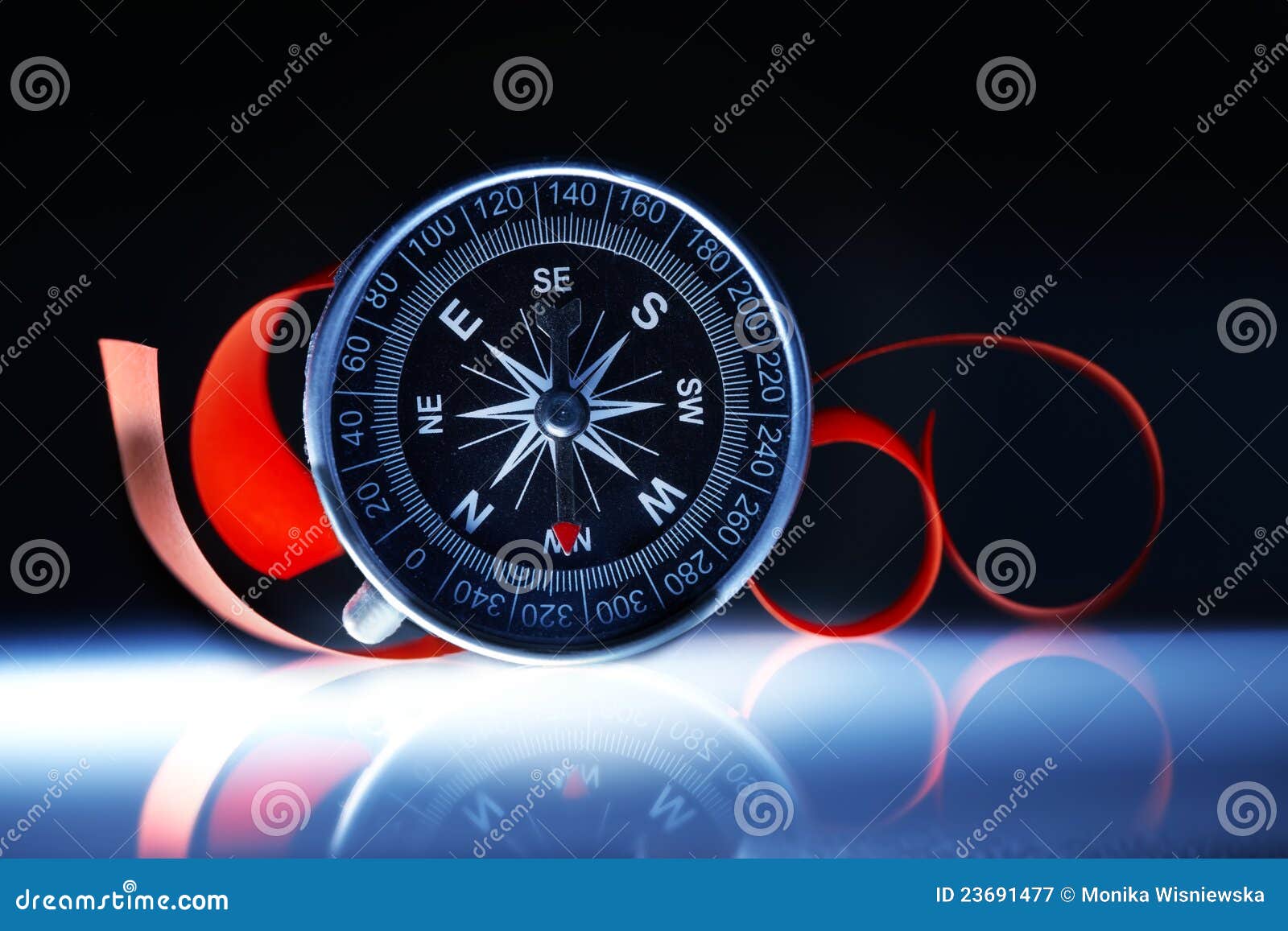 Compasso imagem de stock. Imagem de direcional, leste - 23691477