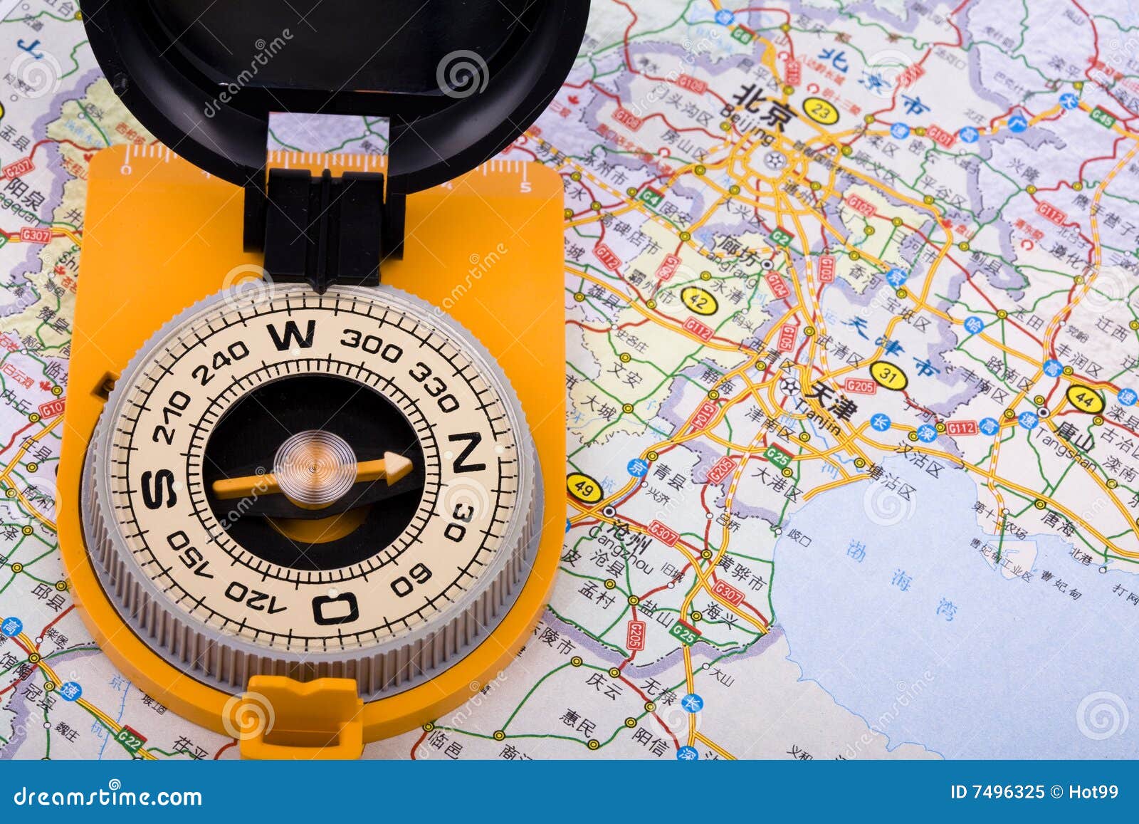 Compasso e mapa imagem de stock. Imagem de fundo, conceito - 7496325