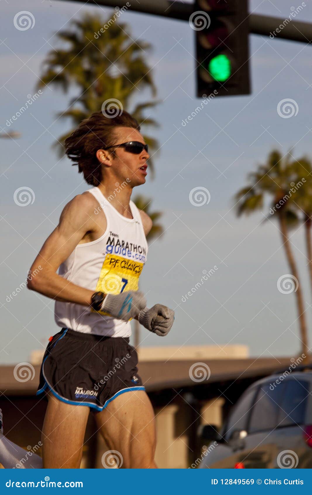 Competitor in the 2010 Phoenix Marathon Editorial Stock Image - Image ...