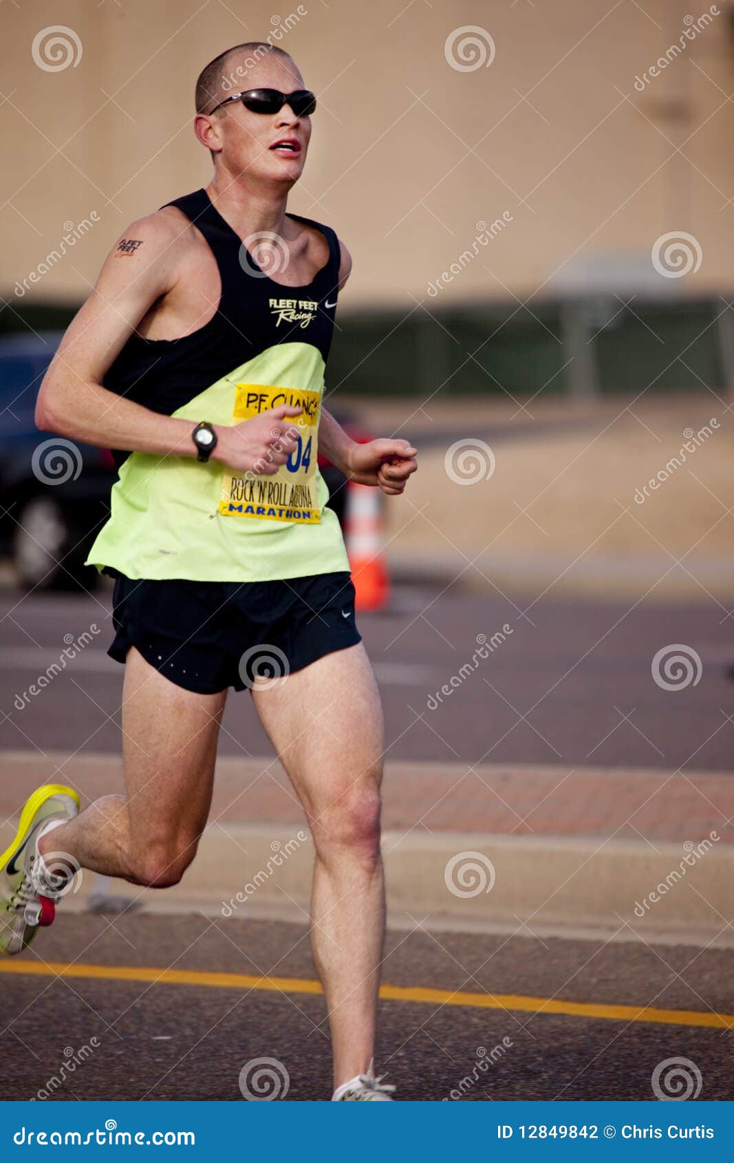 Competitor in the 2010 Phoenix Marathon Editorial Photography - Image ...