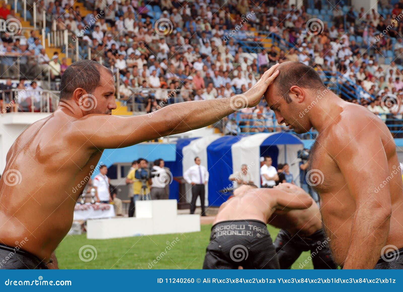 Competitore Dei Lottatori Nello Stadio Immagine Editoriale - Immagine ...