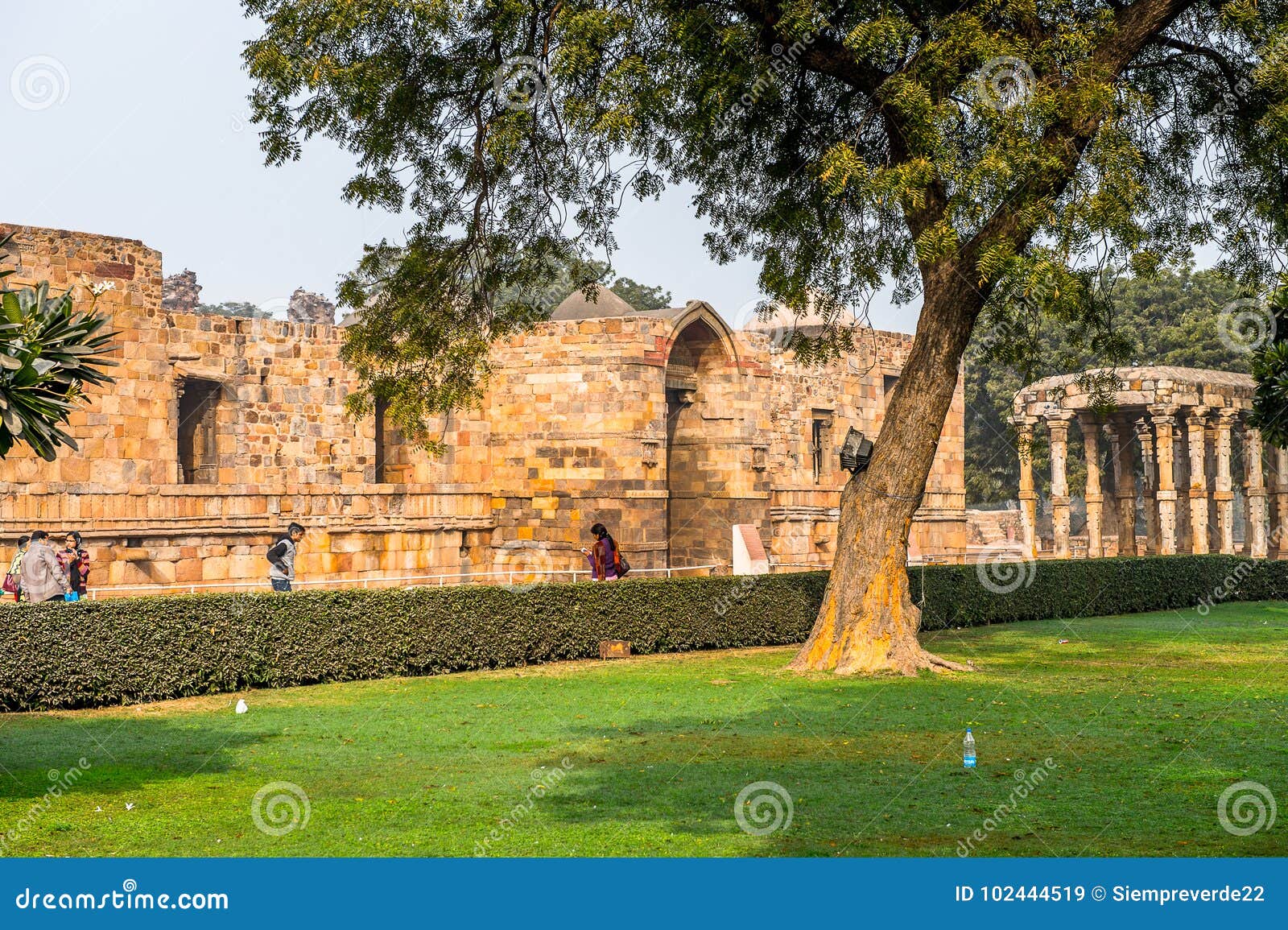 Complejo de Qutb (Qutub imagen de archivo editorial. Imagen de arenisca ...