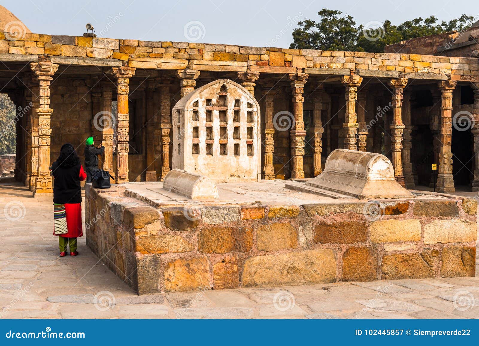 Complejo de Qutb (Qutub fotografía editorial. Imagen de complejo ...