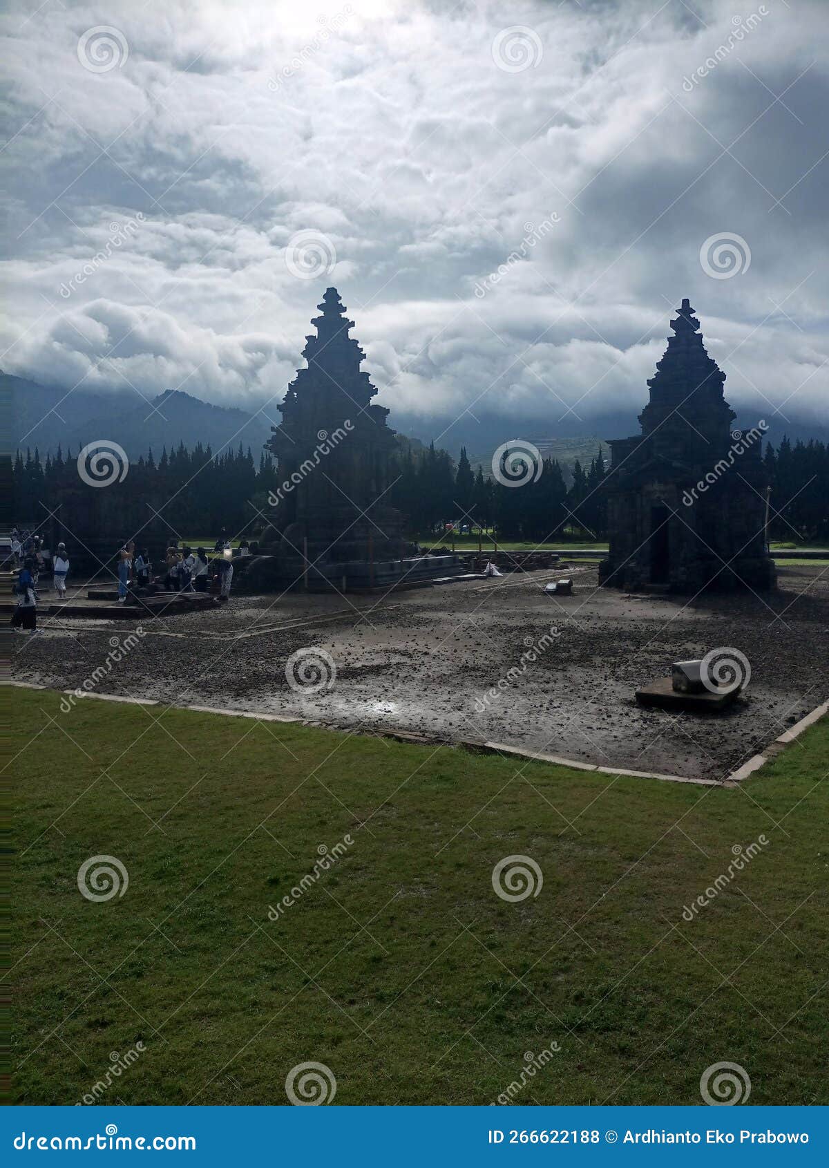 Complex of Arjuna Temple in Dieng Banjarnegara Stock Photo - Image of ...