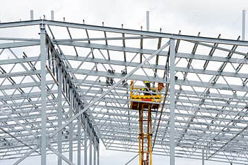 Complex Large Volume Steel Frame Structure Assembly Using Self ...