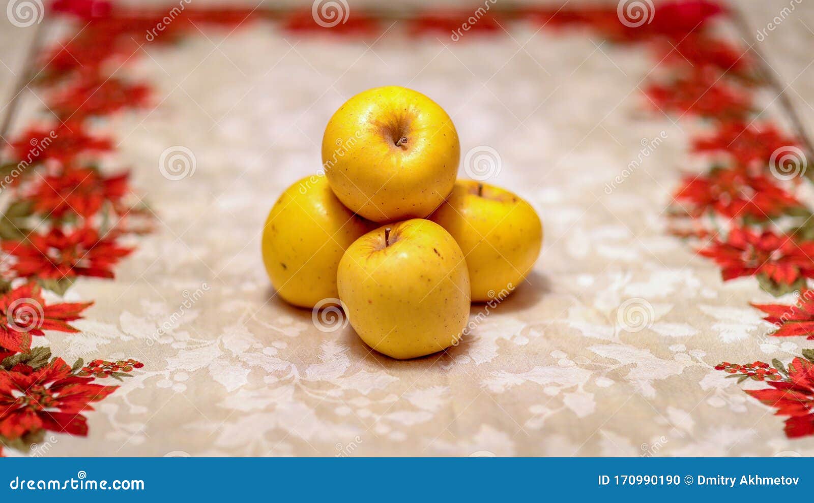 Composition of 5 Apples Forming a Pyramid on the Table Stock Photo ...