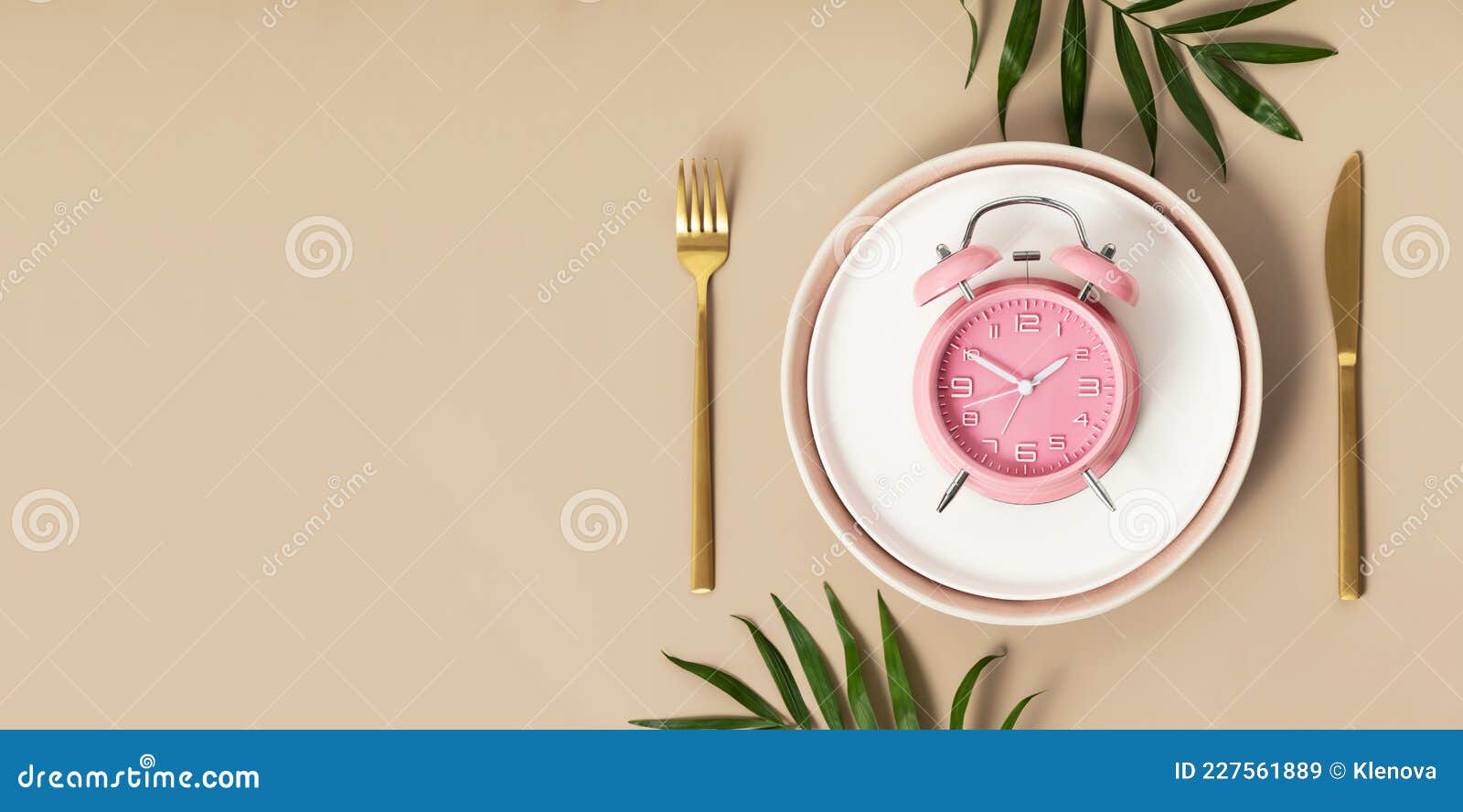 Composition with Cutlery, Measuring Tape and Alarm Clock on Color ... Composition with Cutlery, Measuring Tape and Alarm Clock on Color ...