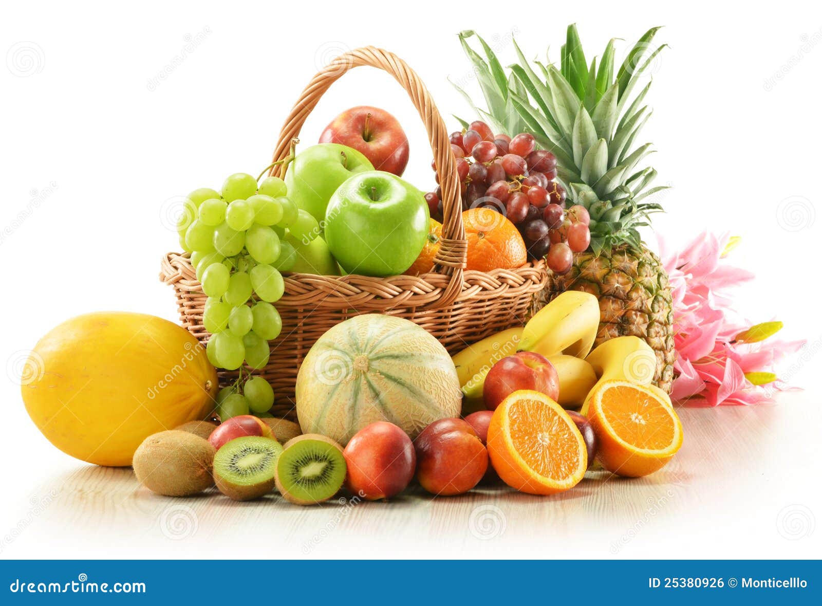 Composizione Con La Frutta Assorted in Cestino Di Vimini Fotografia ...