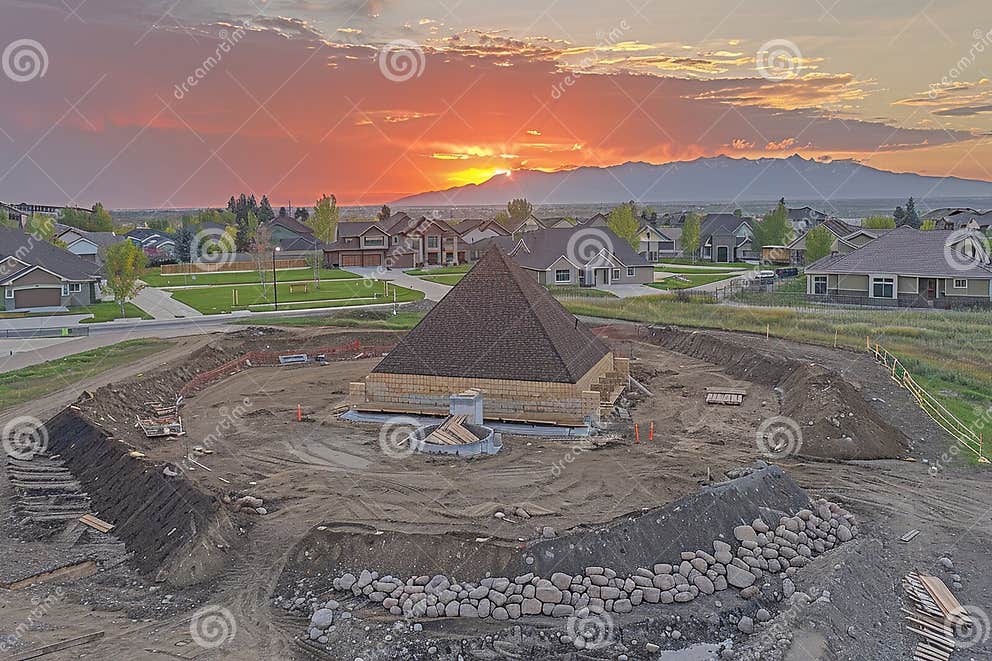 Comprehensive Guide To Roof Construction Techniques and Best Practices ...