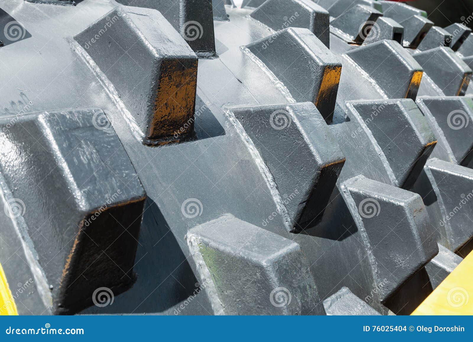 Compresor De La Construcción En La Operación Foto de archivo - Imagen ...