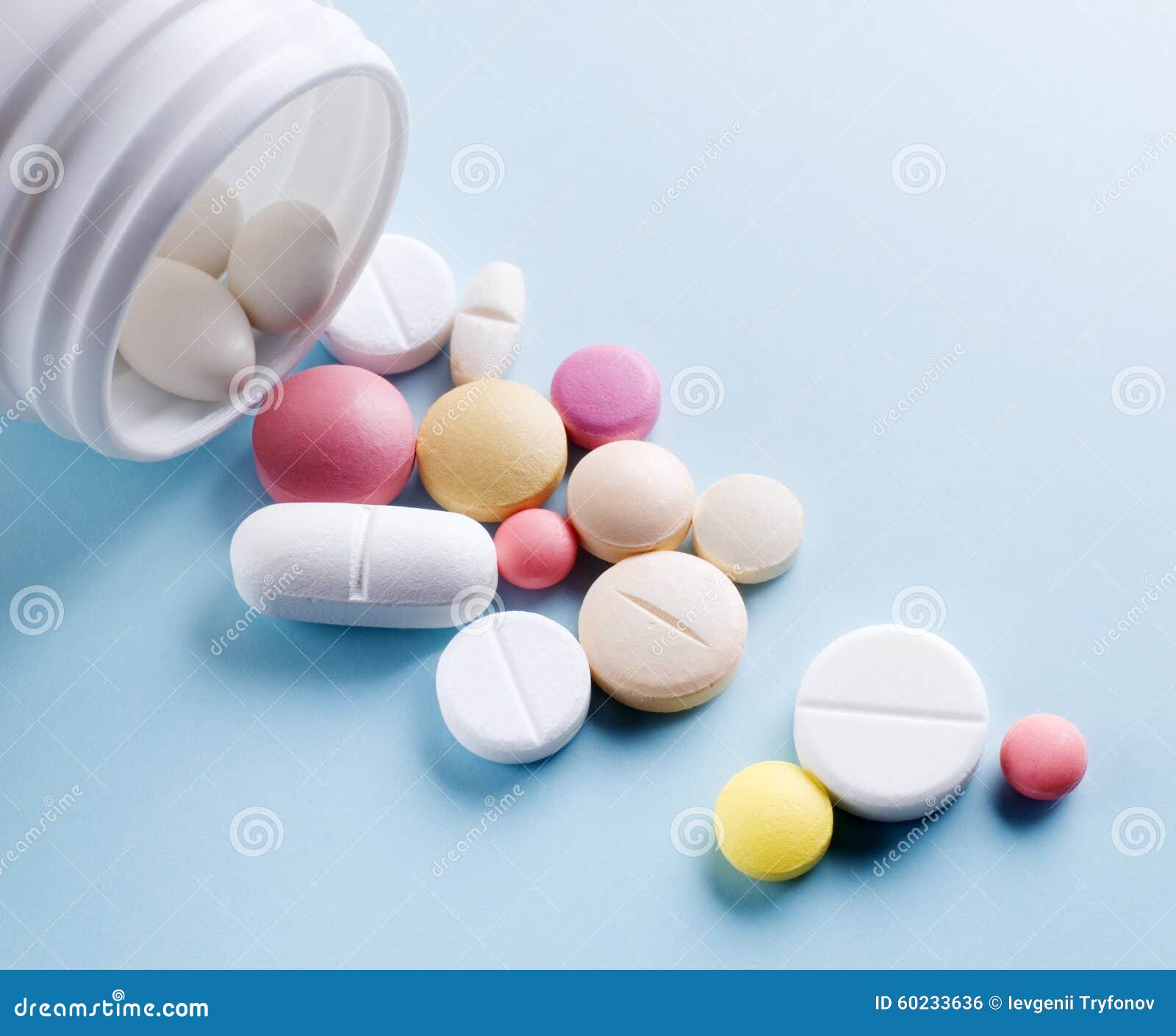 Compresse con le capsule fotografia stock. Immagine di farmacia - 60233636