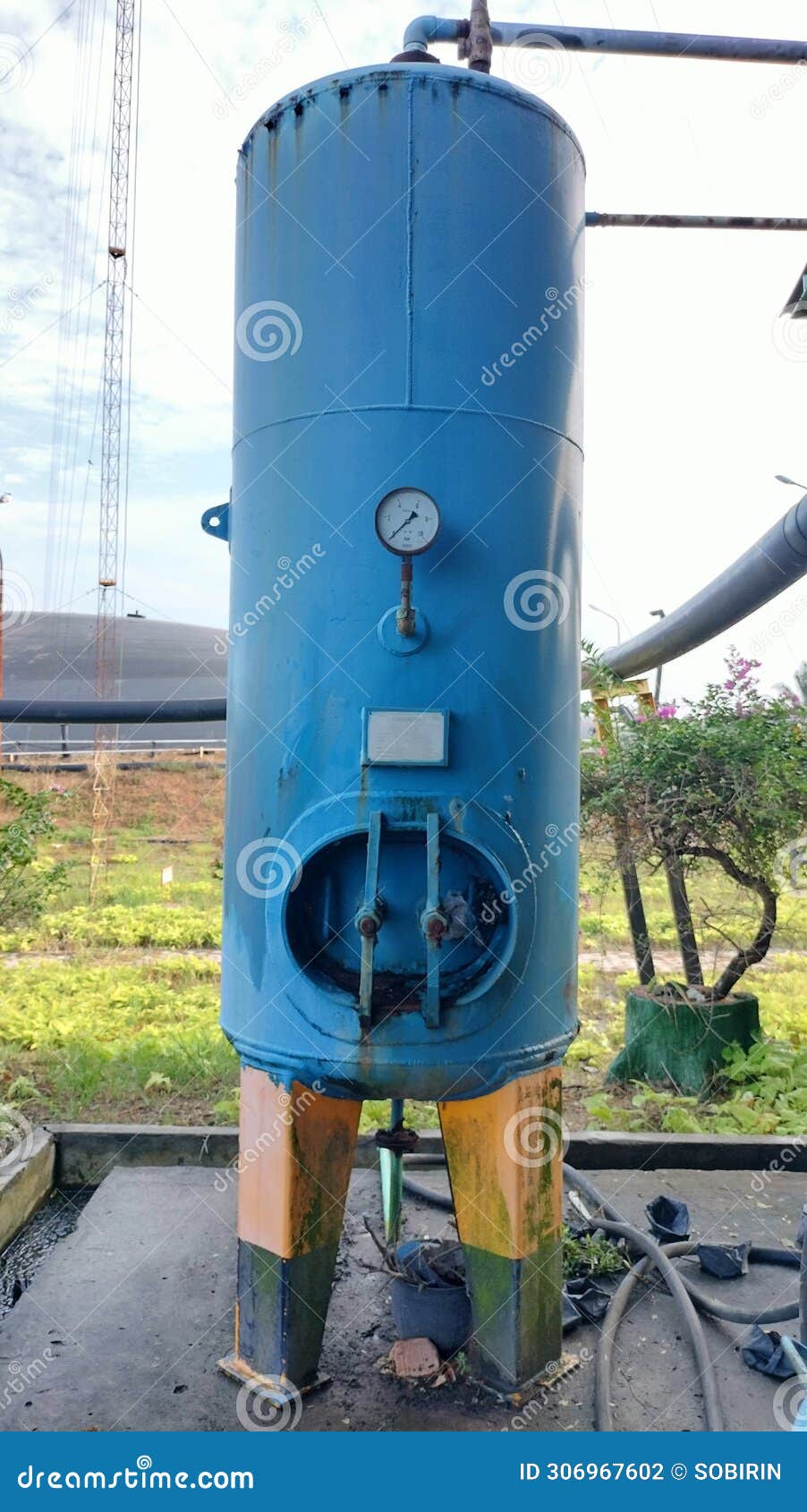 Compressor Air Tube with a Pressure of 10 Bar Stock Photo - Image of ...