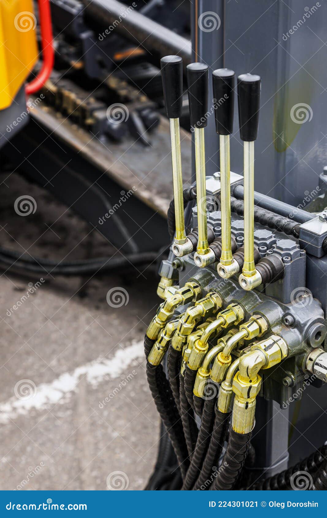 Compressor Control Unit and Actuators for Lifting and Lowering Machine ...