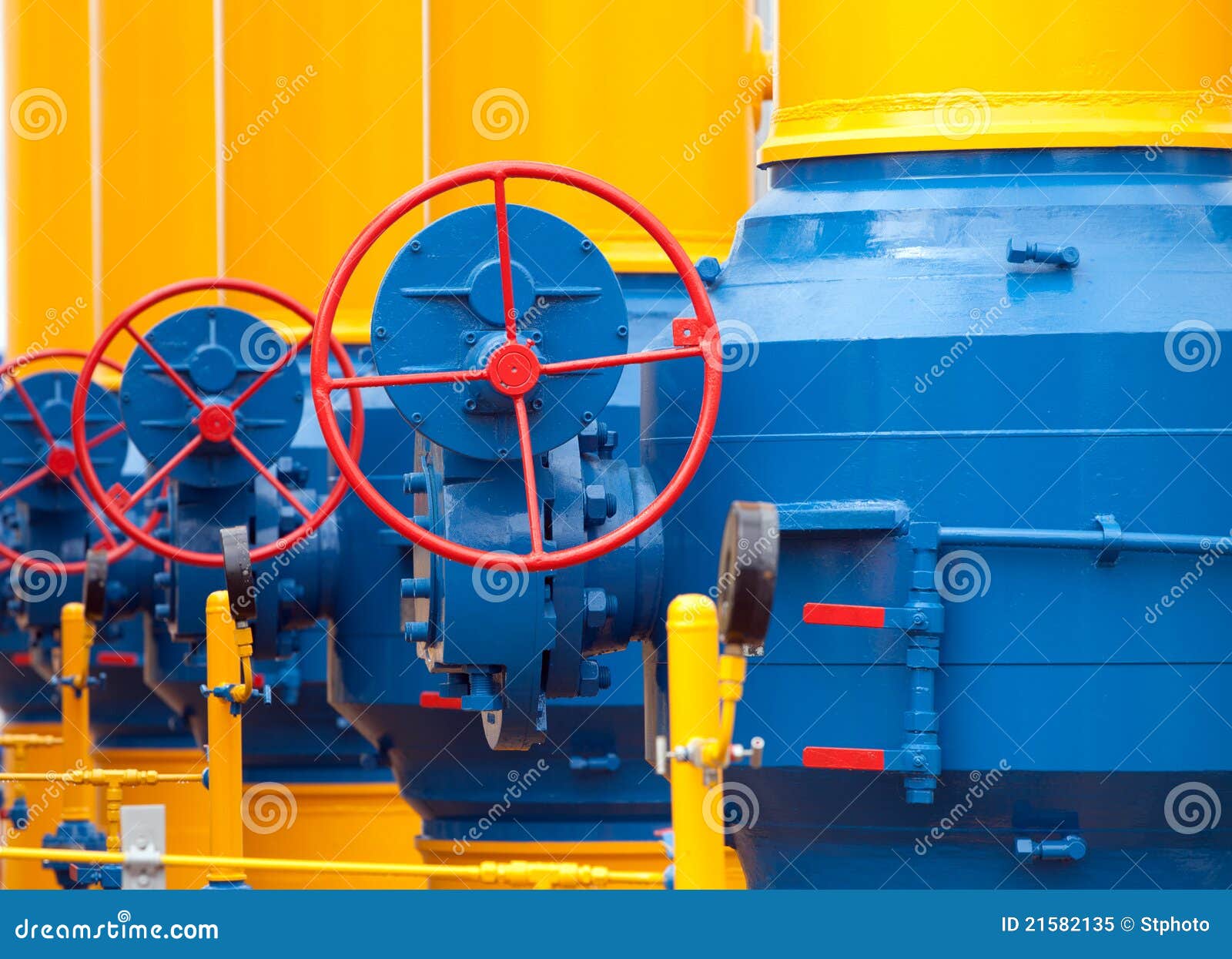The compressor station stock image. Image of station - 21582135