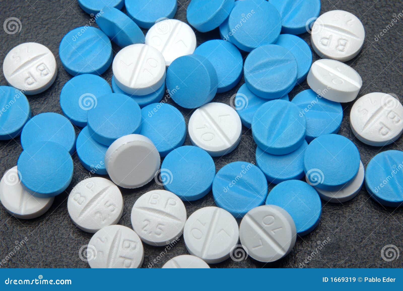 Comprimido ciano e branco imagem de stock. Imagem de hospital - 1669319