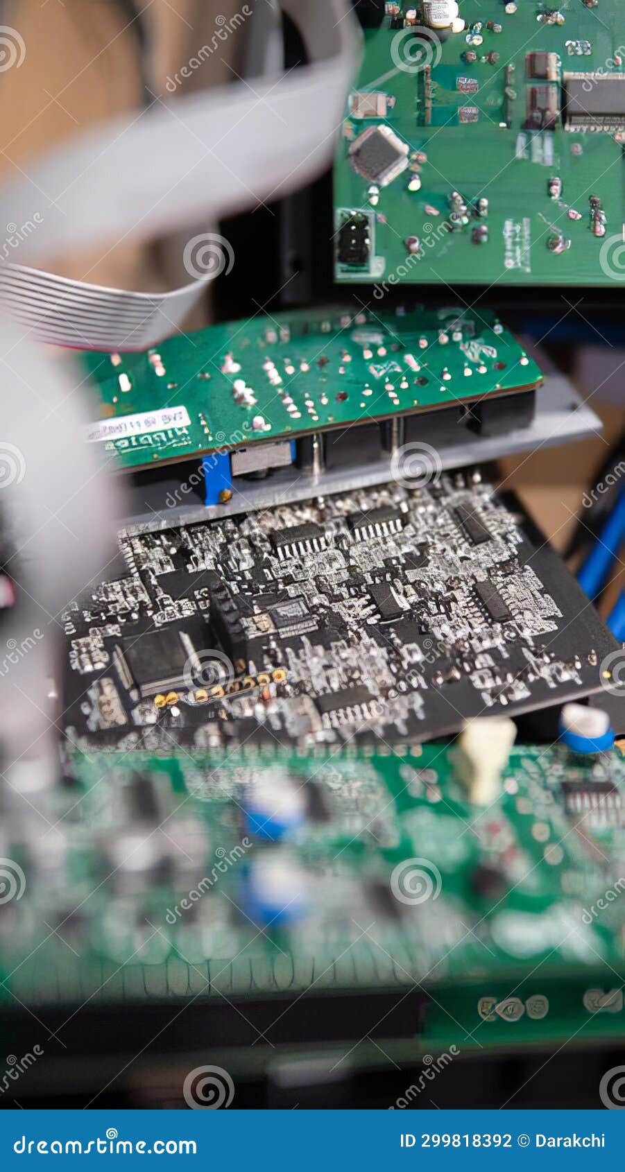 Comptuer Processor and Motherboard, Microchip Details Close View. Hi ...